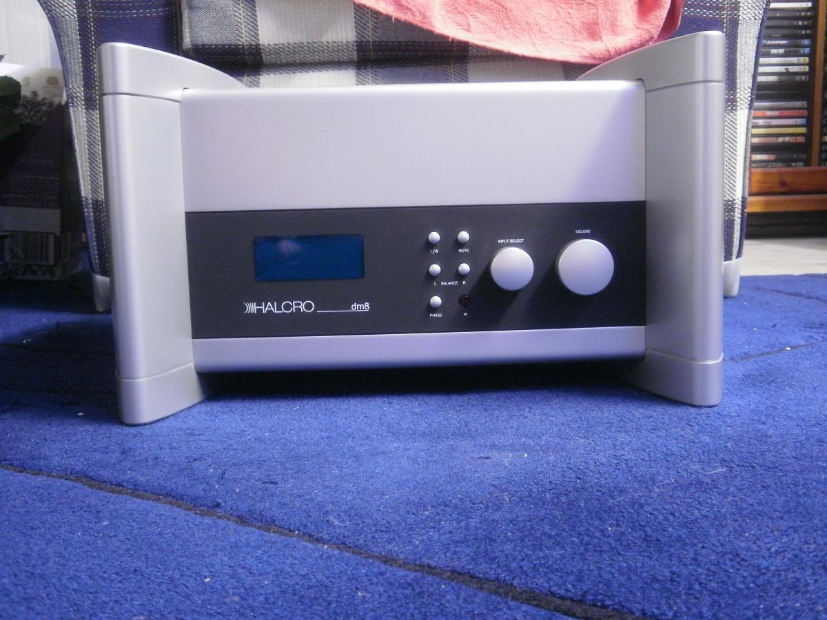 EOI: Halcro DM8 Preamp - Stereo, Home Cinema, Headphones Components ...