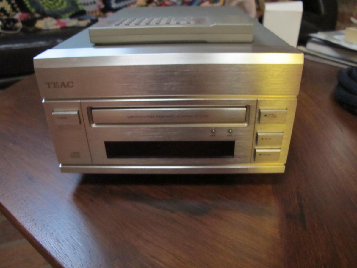 F.S Relist Teac P700 CD Transport |﻿ Stereo, Home Cinema, Headphones ...