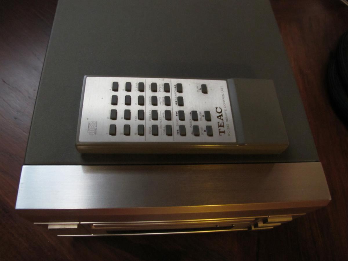 F.S Relist Teac P700 CD Transport |﻿ Stereo, Home Cinema, Headphones ...