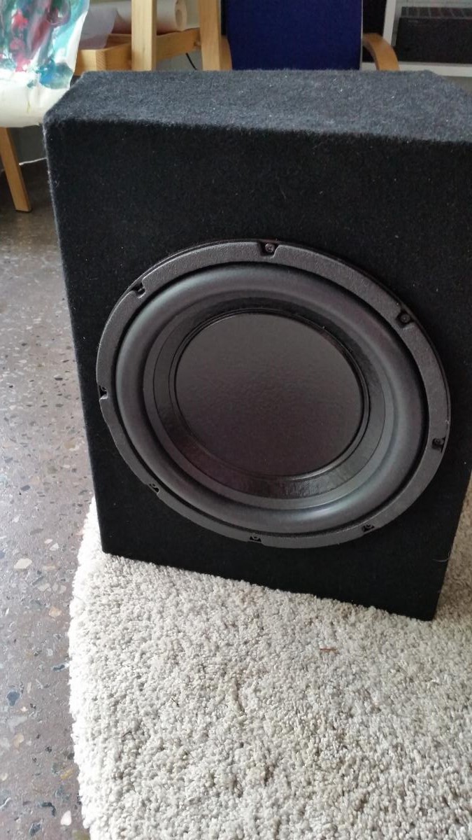 Eminence LAB 12 Subwoofer, Yung 500w plate amp, Enclosure - Stereo ...