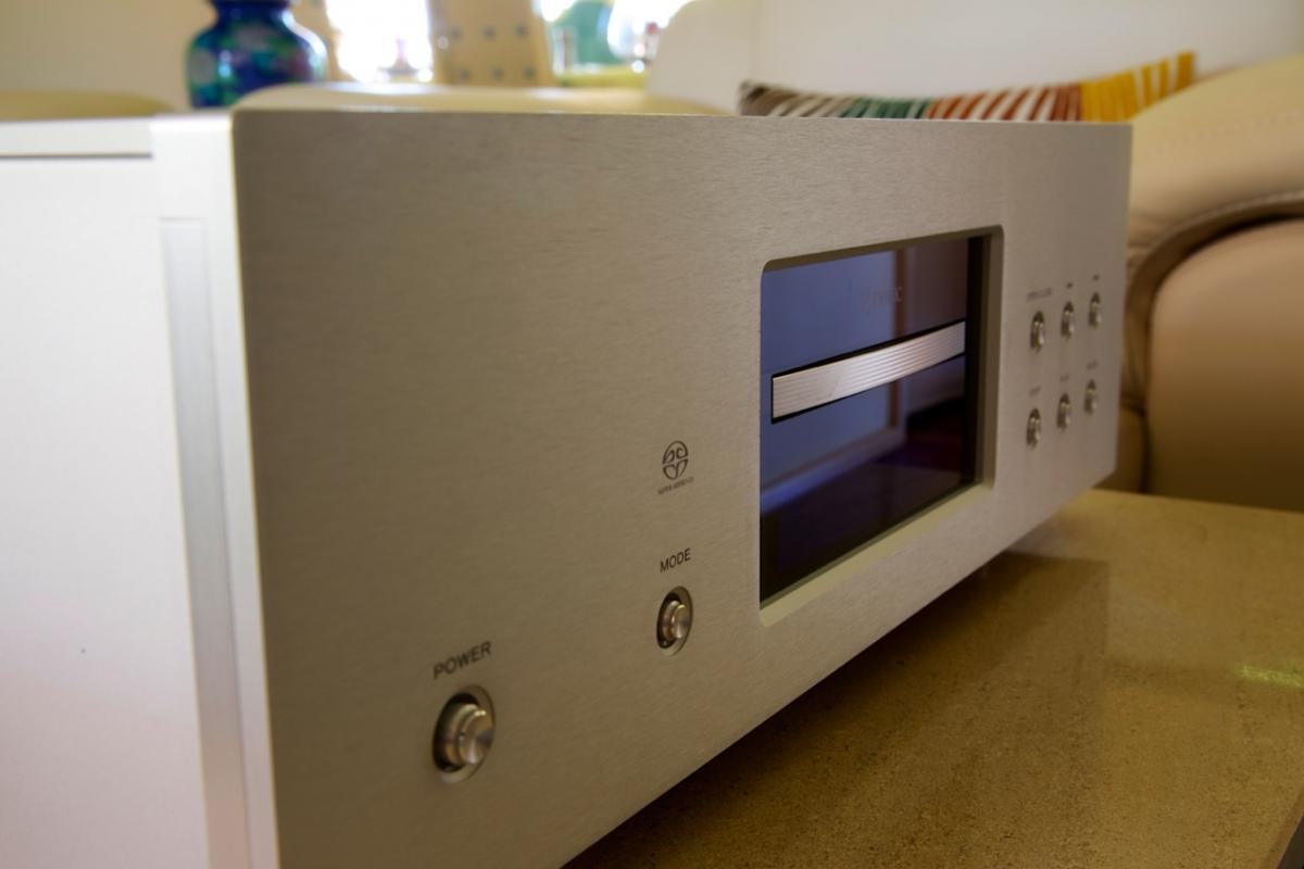 SOLD: EOI: Esoteric SA-50 CD/SACD Player - Stereo, Home Cinema ...