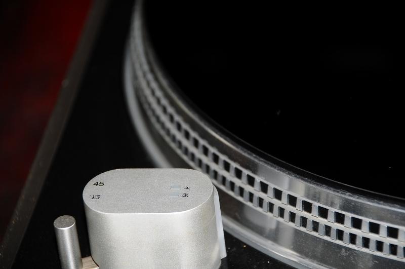 EOI: Sony PS-8750 Direct Drive Turntable - Sydney, Pick-Up Only ...