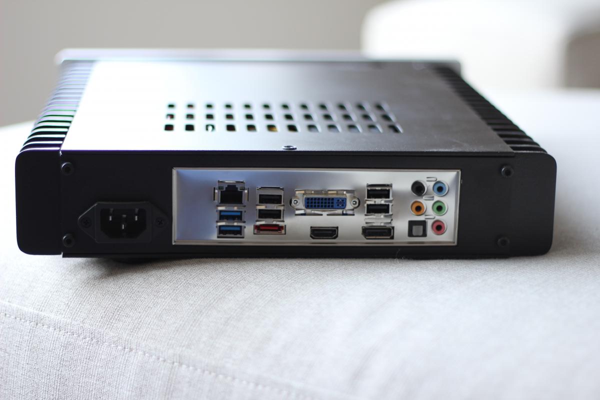 SOLD: FS: Custom Built HTPC (Fanless HD-Plex Case) |﻿ Stereo, Home ...