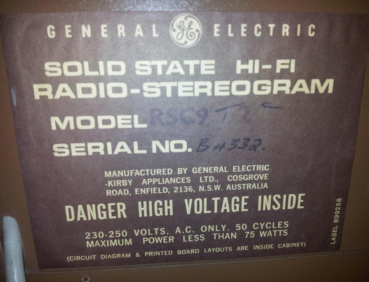 Can anyone help me identify this old school Stereogram G.E. Diplomat ...