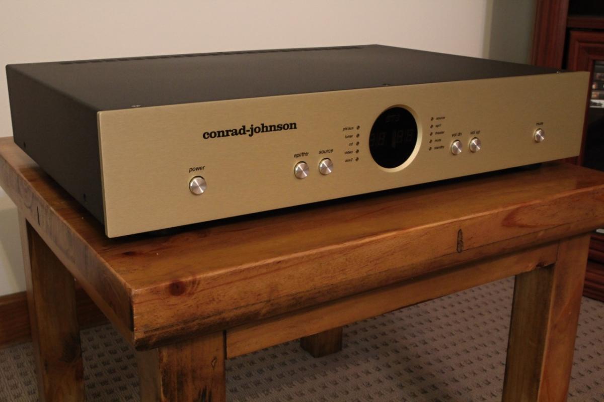 SOLD: F.S. Conrad Johnson ET3 SE Line Stage Vacuum-Tube Preamplifier ...