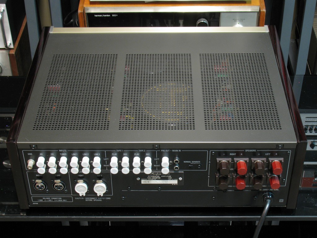 ACCUPHASE 305V INTEGRATED AMPLIFIER |﻿ Stereo, Home Cinema, Headphones ...