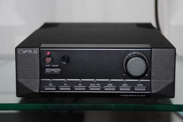 SOLD: FS; Cyrus 8vs2 amplifier |﻿ Stereo, Home Cinema, Headphones ...
