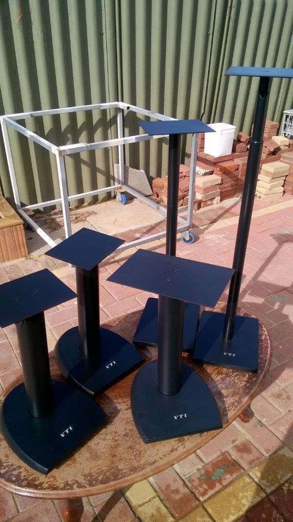 Fs: [Per] 5X Vti Speaker Stands Black (Pickup) |﻿ Stereo, Home Cinema ...