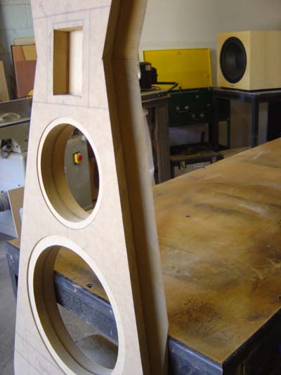 Frequency Response Anechoic Versus In-room - Room Acoustics ...