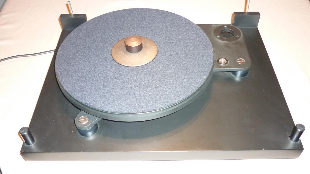 PRO-JECT 6.1 TURNTABLE (DECK ONLY NO ARM) |﻿ Stereo, Home Cinema ...