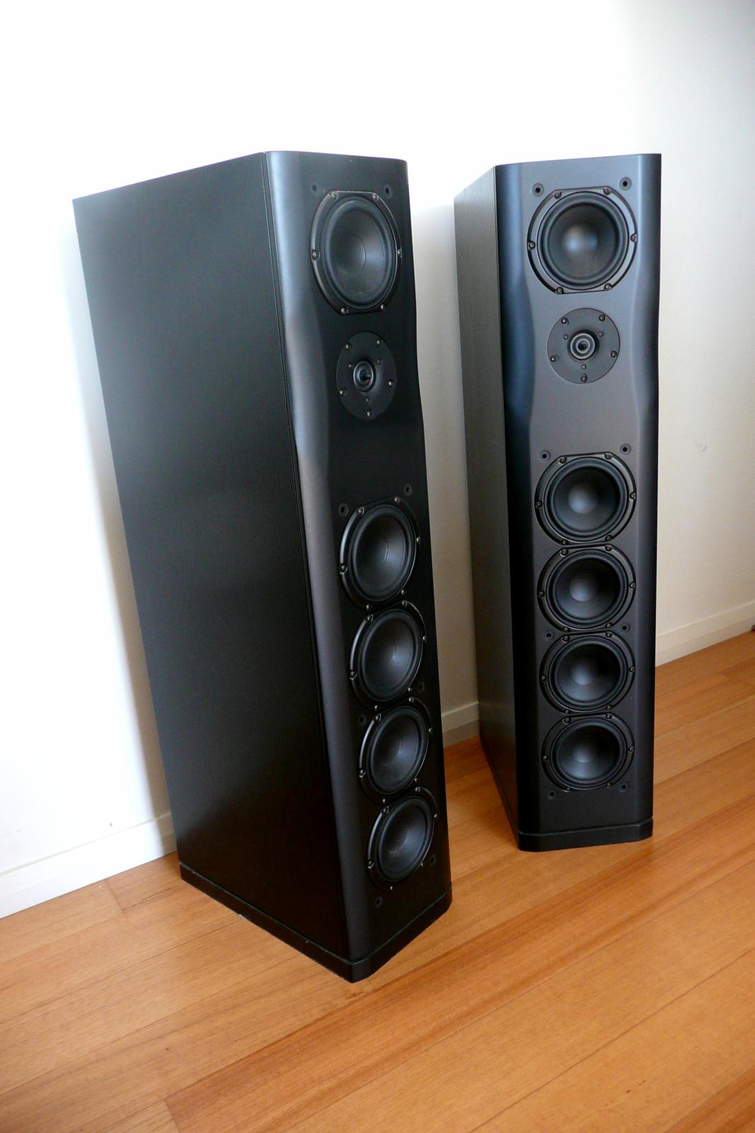FS: Pair of Krix Neuphonix speakers & Krix Centrix Centre speaker ...