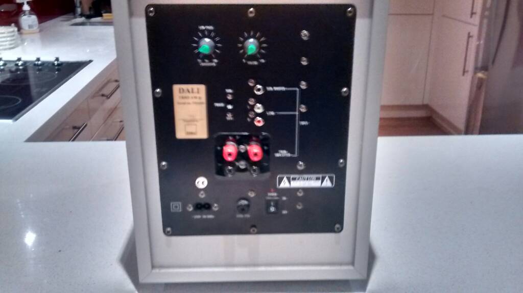 Dali Aw8 Sub - Stereo, Home Cinema, Headphones Components - StereoNET