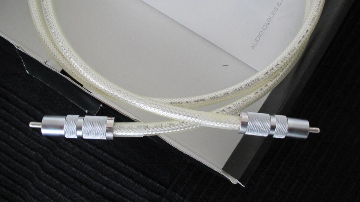 SOLD: FS: Oyaide DR-510 5N pure silver digital cable 1.3m in length ...