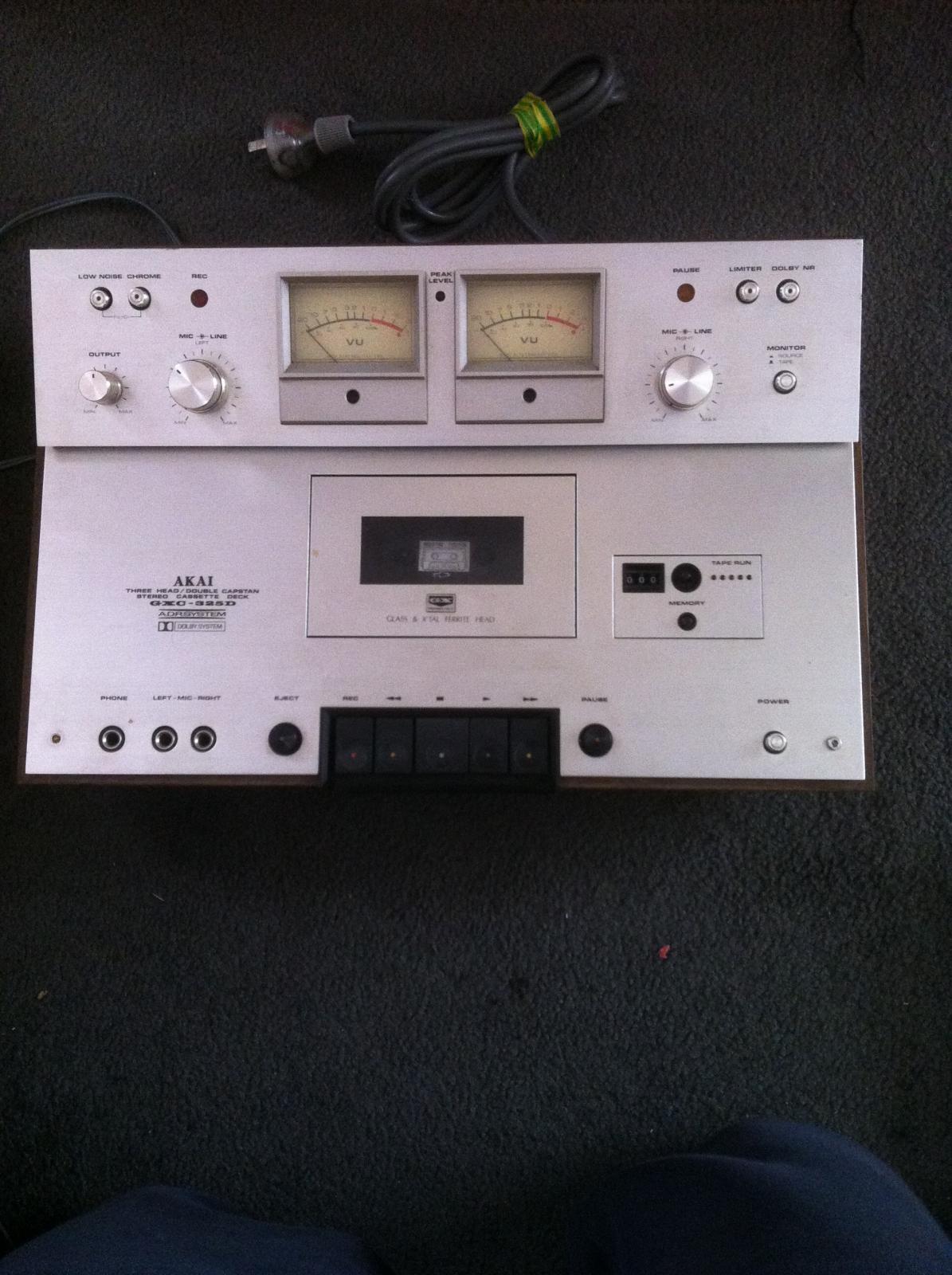 Akai Cassette Deck - Cassette and Reel to Reel - StereoNET