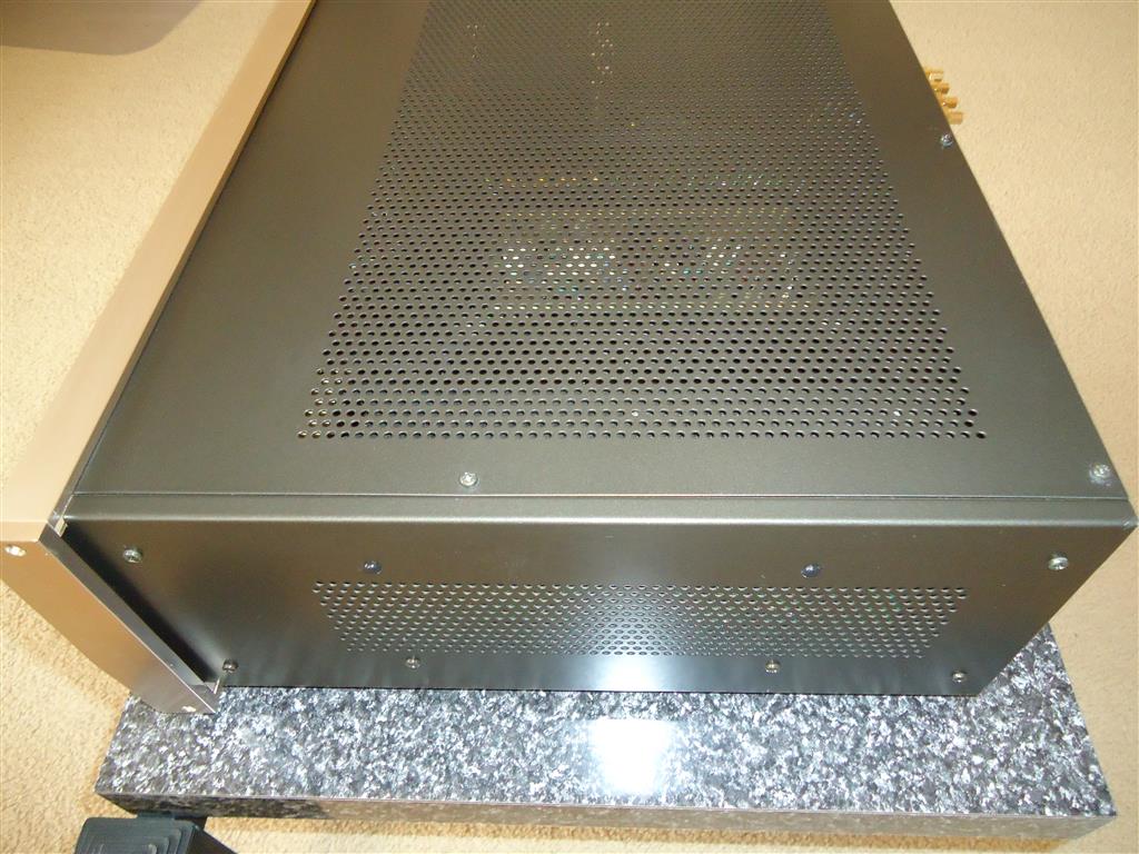 FS: Accuphase E303 Integrated Amplifier - Stereo, Home Cinema ...