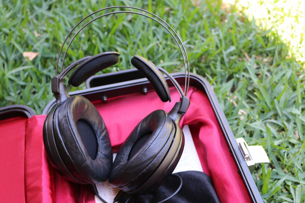 NO LONGER AVAILABLE: FS - Audio Technica ATH-W5000 Headphones - Stereo ...