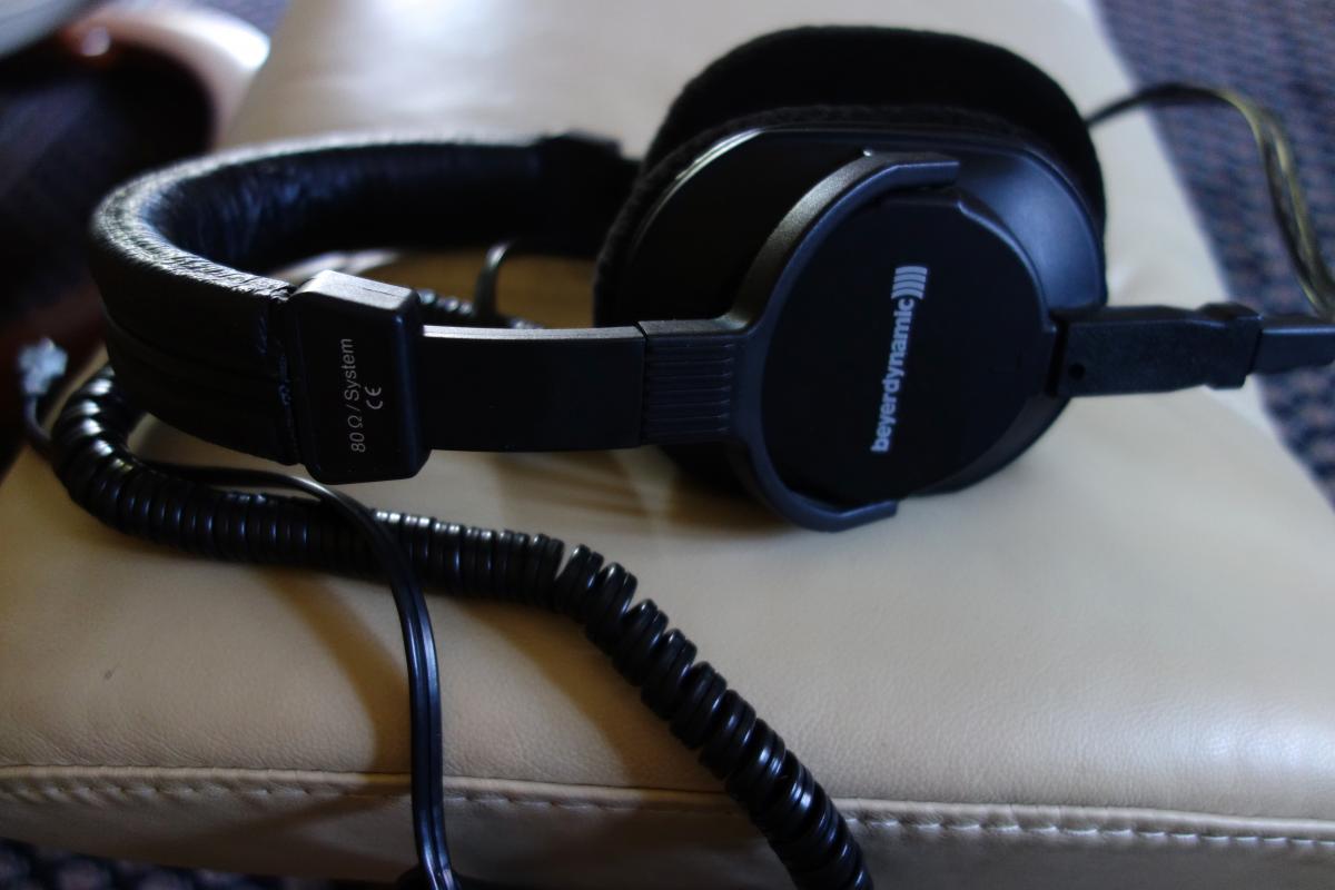 MUSILAND MD 10 DAC, BEYERDYNAMIC HEADPHONES & STEREVOX XV2 75 Ohms ...