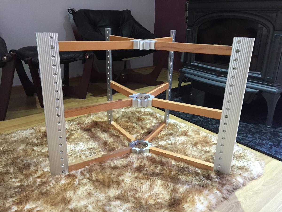 FS: Spider rack, three level - Stereo, Home Cinema, Headphones ...