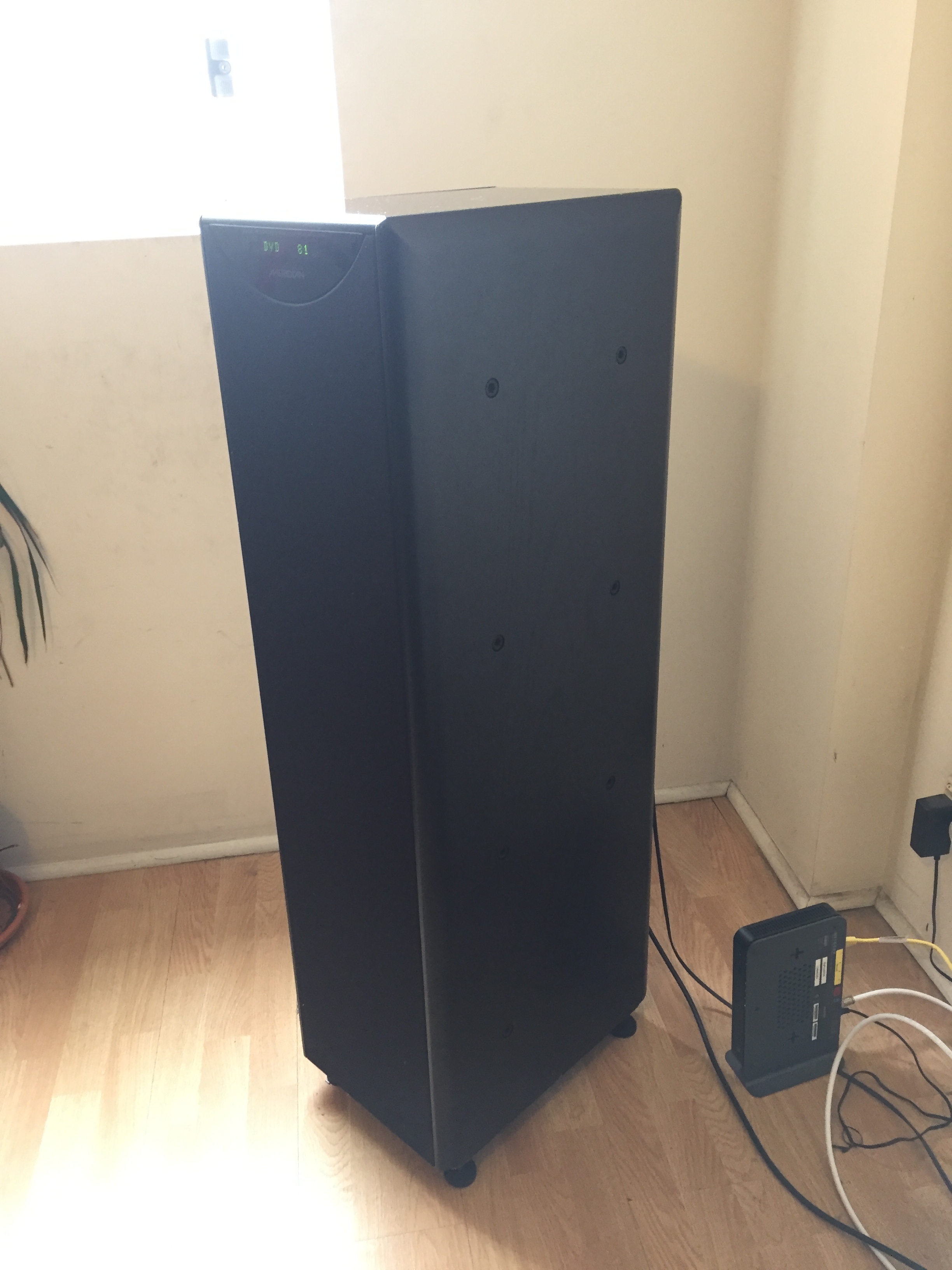 SOLD: Meridian Home Theater system including DSP5500 Speakers |﻿ Stereo ...