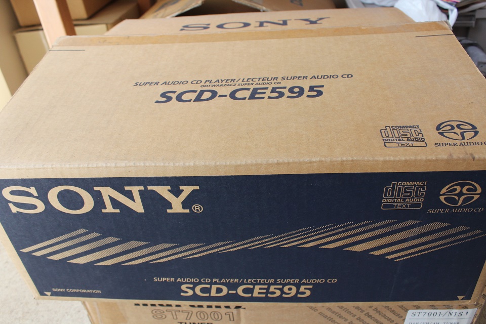 Sony SCD-CE595 5-Disc CD/Super Audio CD Player - Stereo, Home Cinema ...