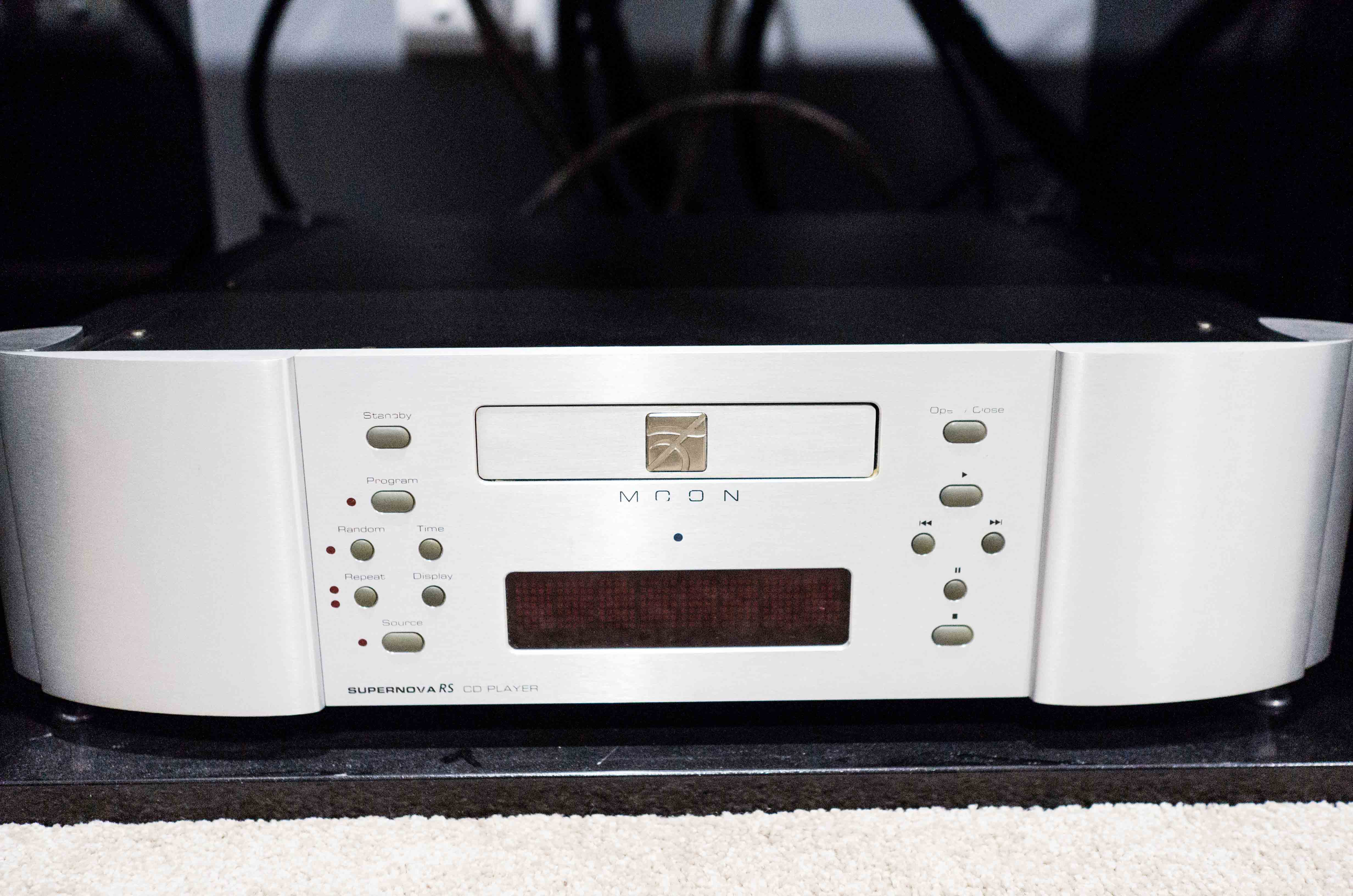 EOI: Simaudio Moon Supernova RS CD Player / DAC - Stereo, Home Cinema ...
