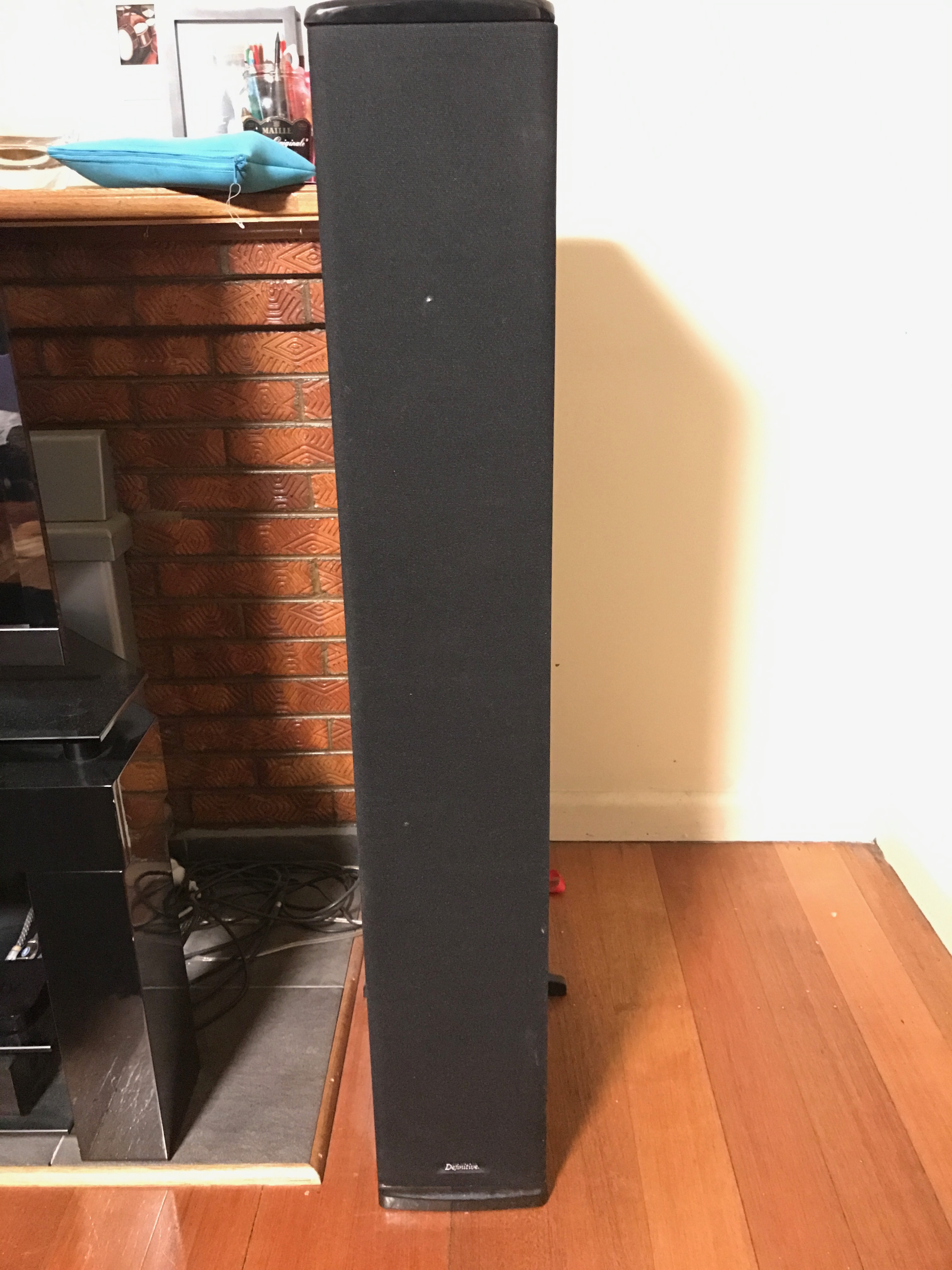 FS: Definitive Technology BP 7002 bi-polar floorstanding speakers ...
