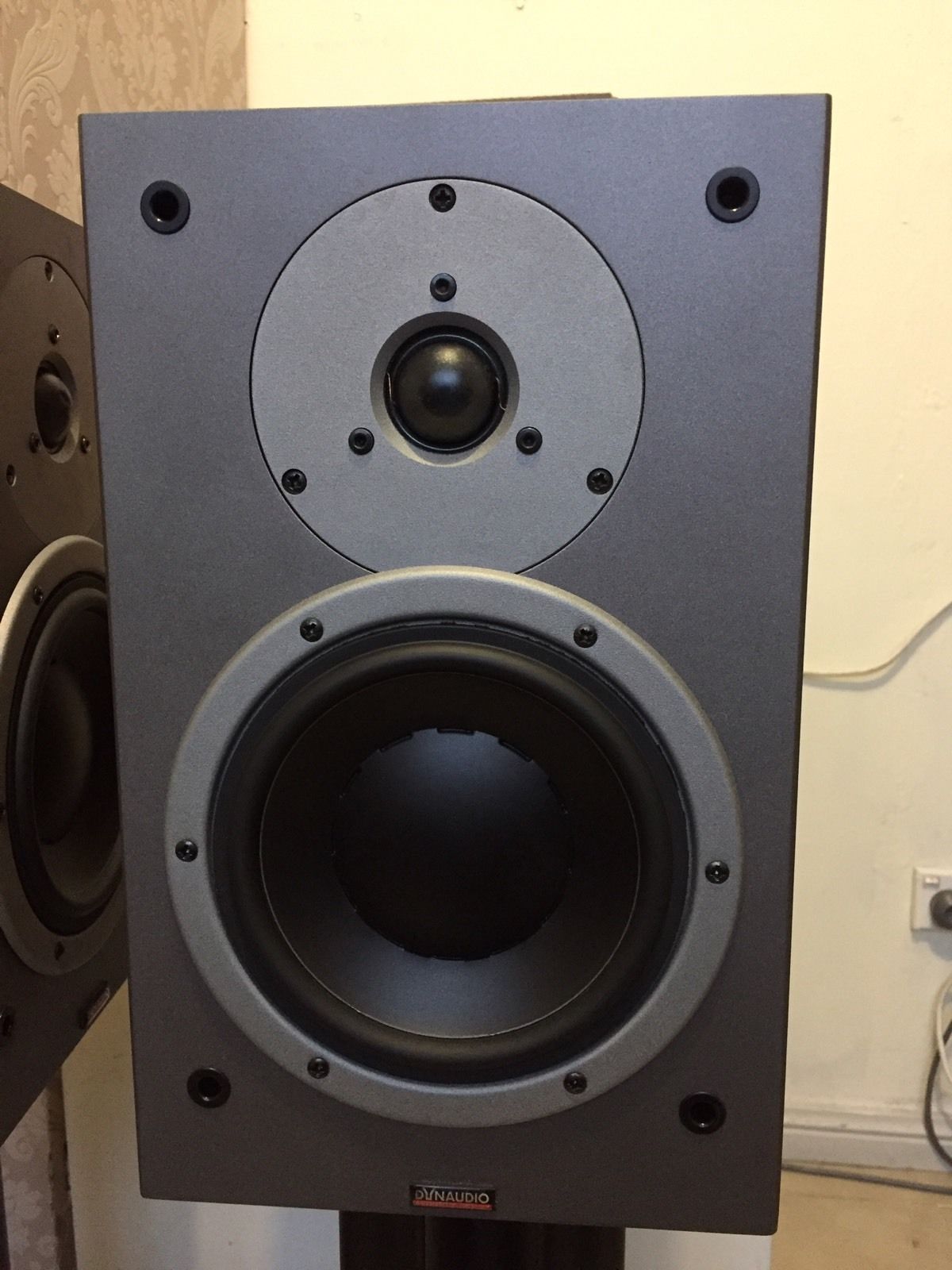 FS: Dynaudio Audience 52 Speakers - Stereo, Home Cinema, Headphones ...