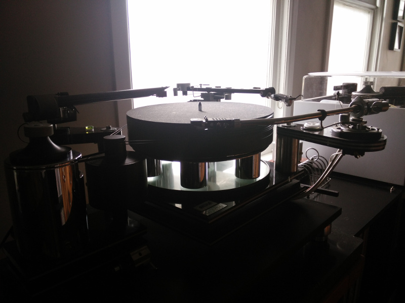 Multi arm turntables - Turntables, Record Players & Vinyl - StereoNET