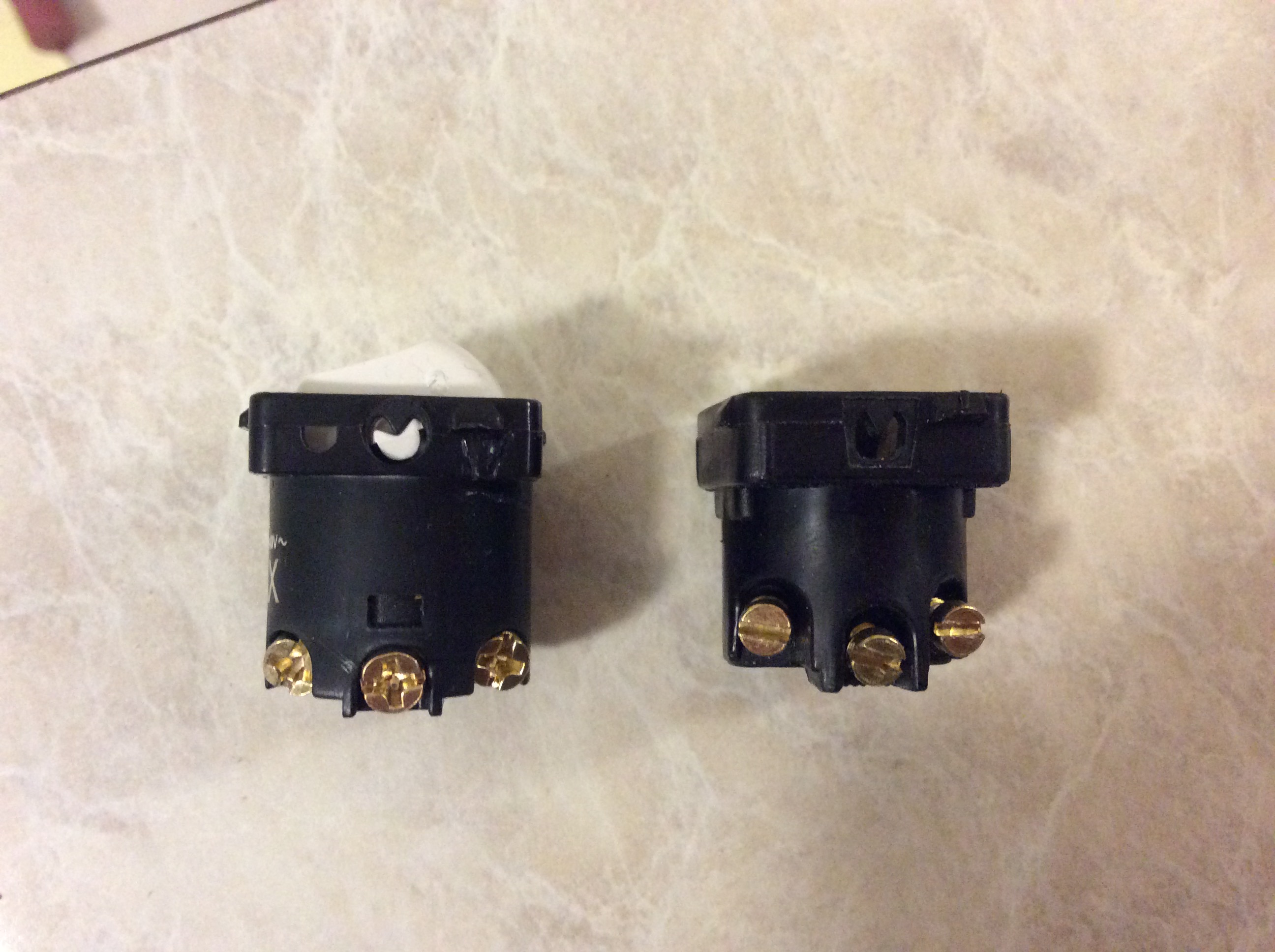 Clipsal electrical light switch dismantled - Power, Cables ...