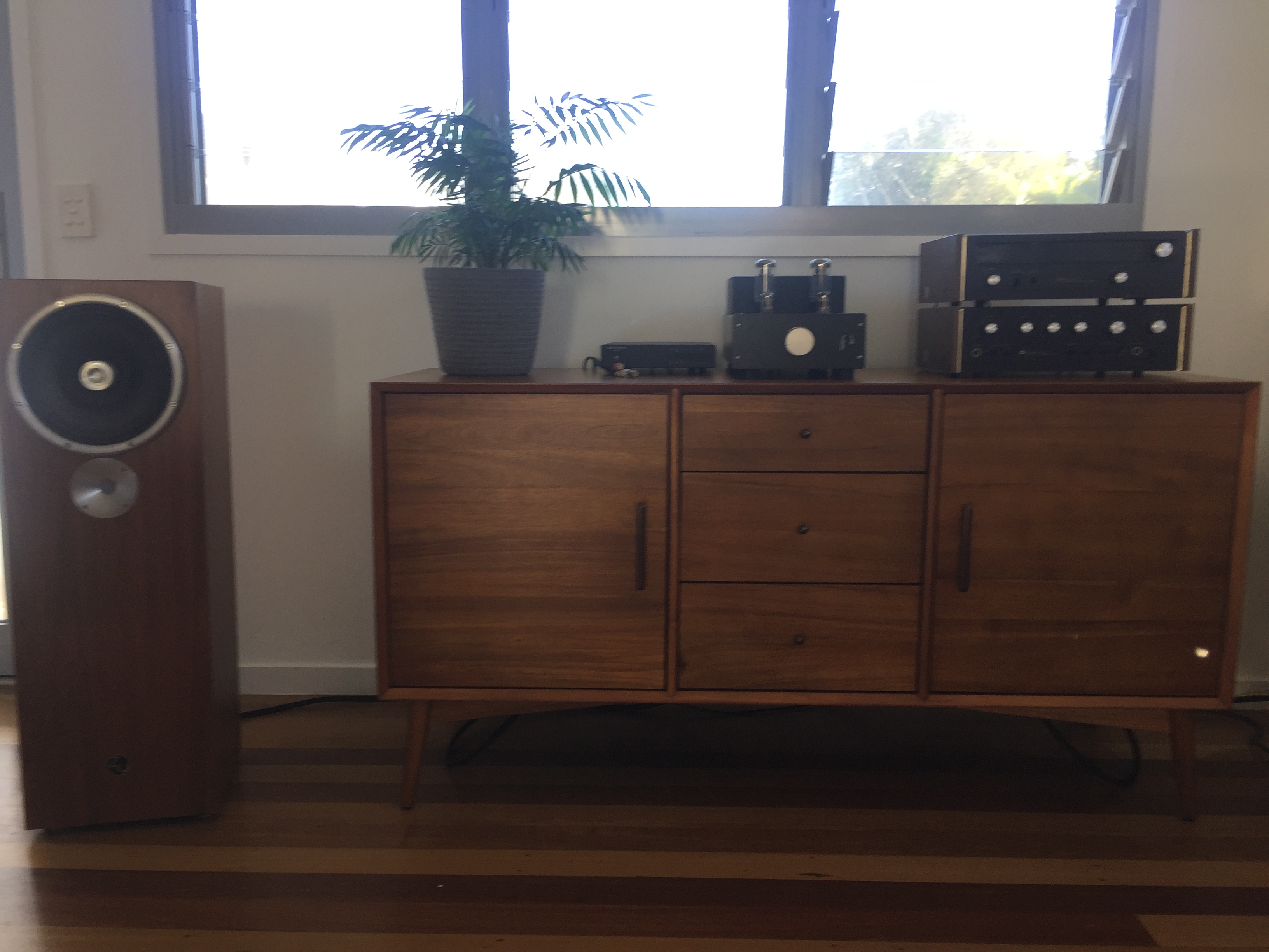 Another Discrete R2R Multibit PCM/DSD DAC from China - Digital Sources ...