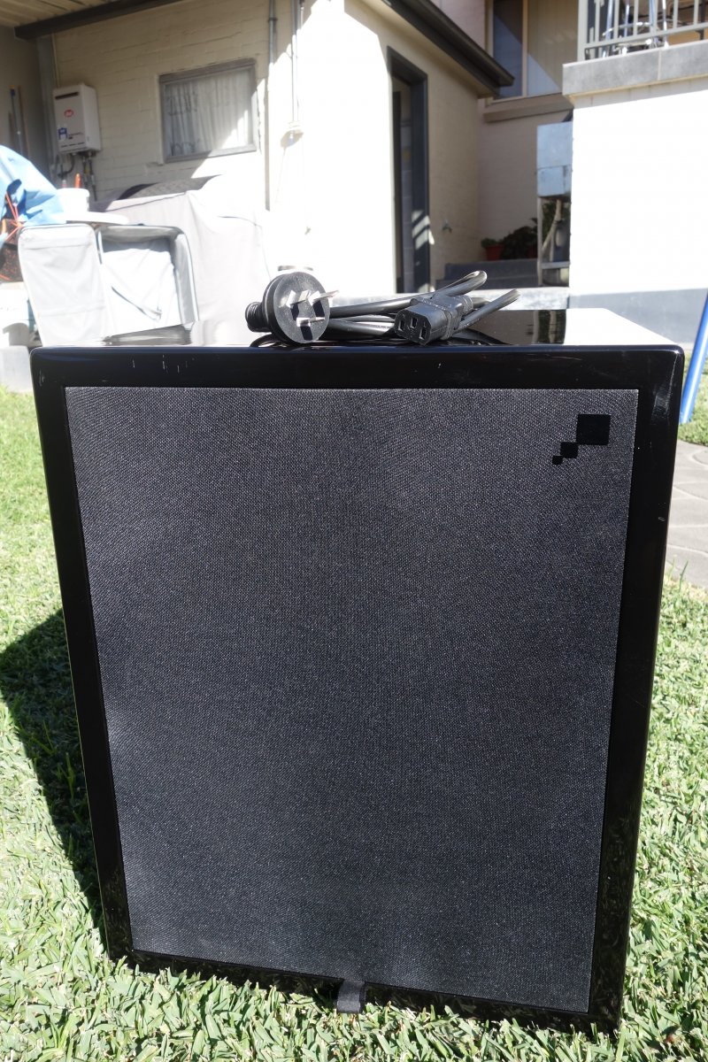FS: Sonance Sub 12-250 - 12" Sealed Subwoofer 31Kg - Stereo, Home ...