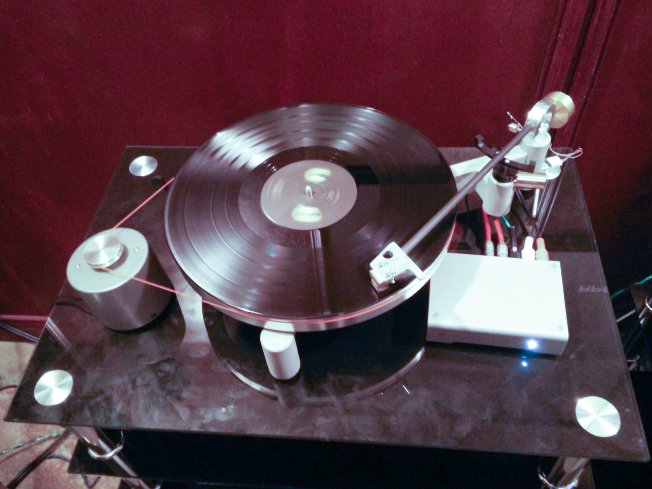 Skeletal vs Closed Plinth - Which is better? - Turntables, Record ...