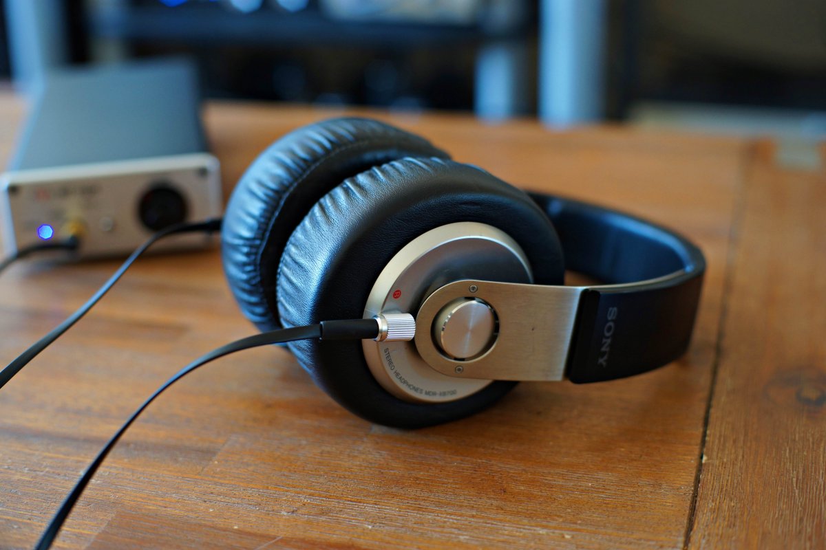 Sony fun! Field notes on the MDR XB700, MDR XB1000 and MDR SA3000 ...