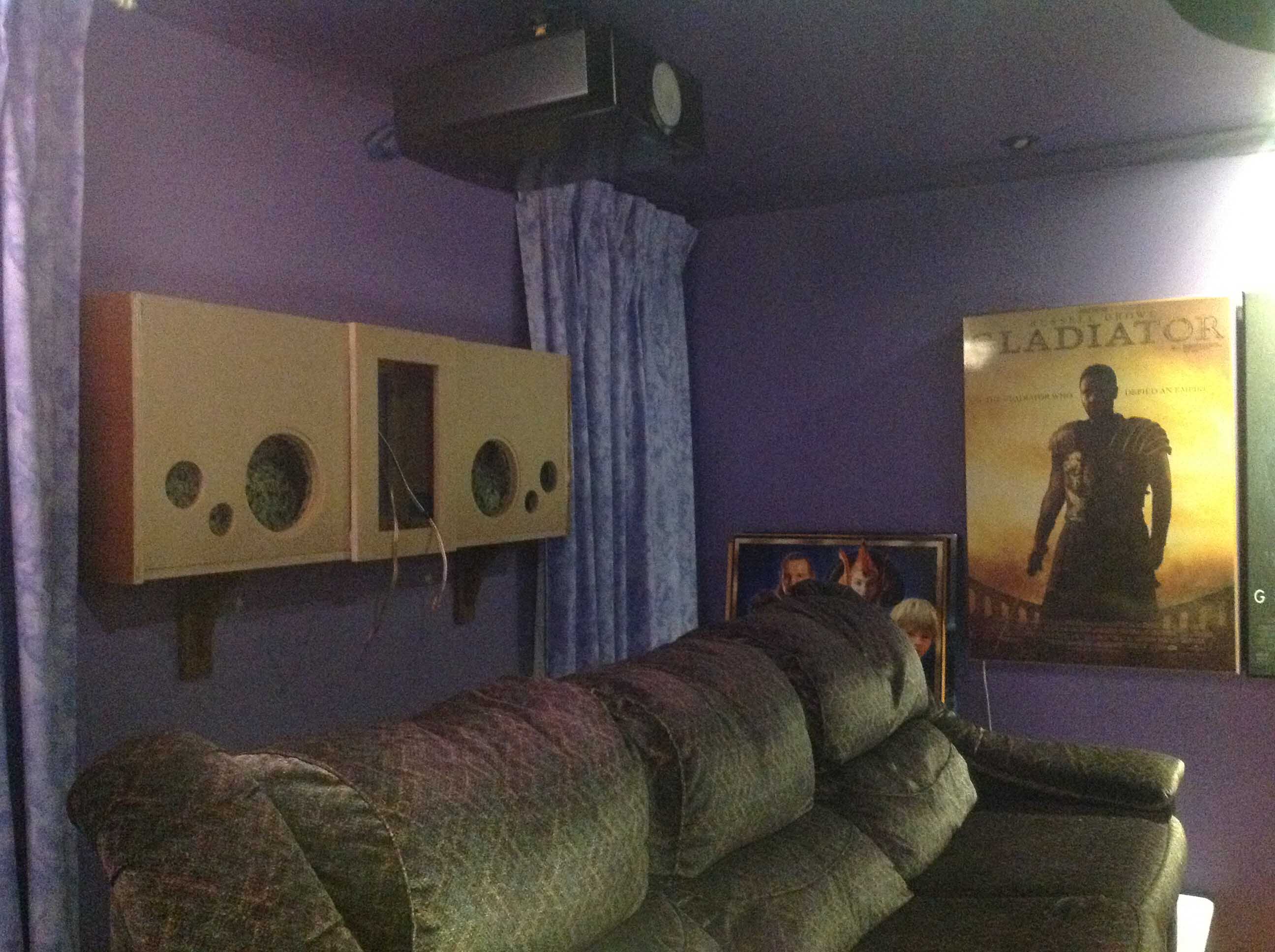 Hiding Rear Speakers |﻿ Room Acoustics, Construction and Design
