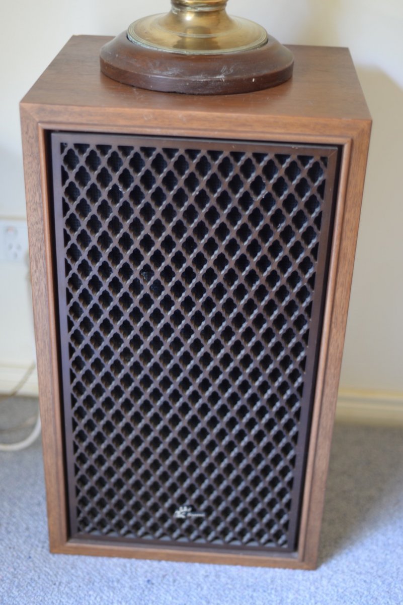 FS: Sansui SP-1000 speakers and AU-4900 Amp with NAD C541i CD and NAD ...