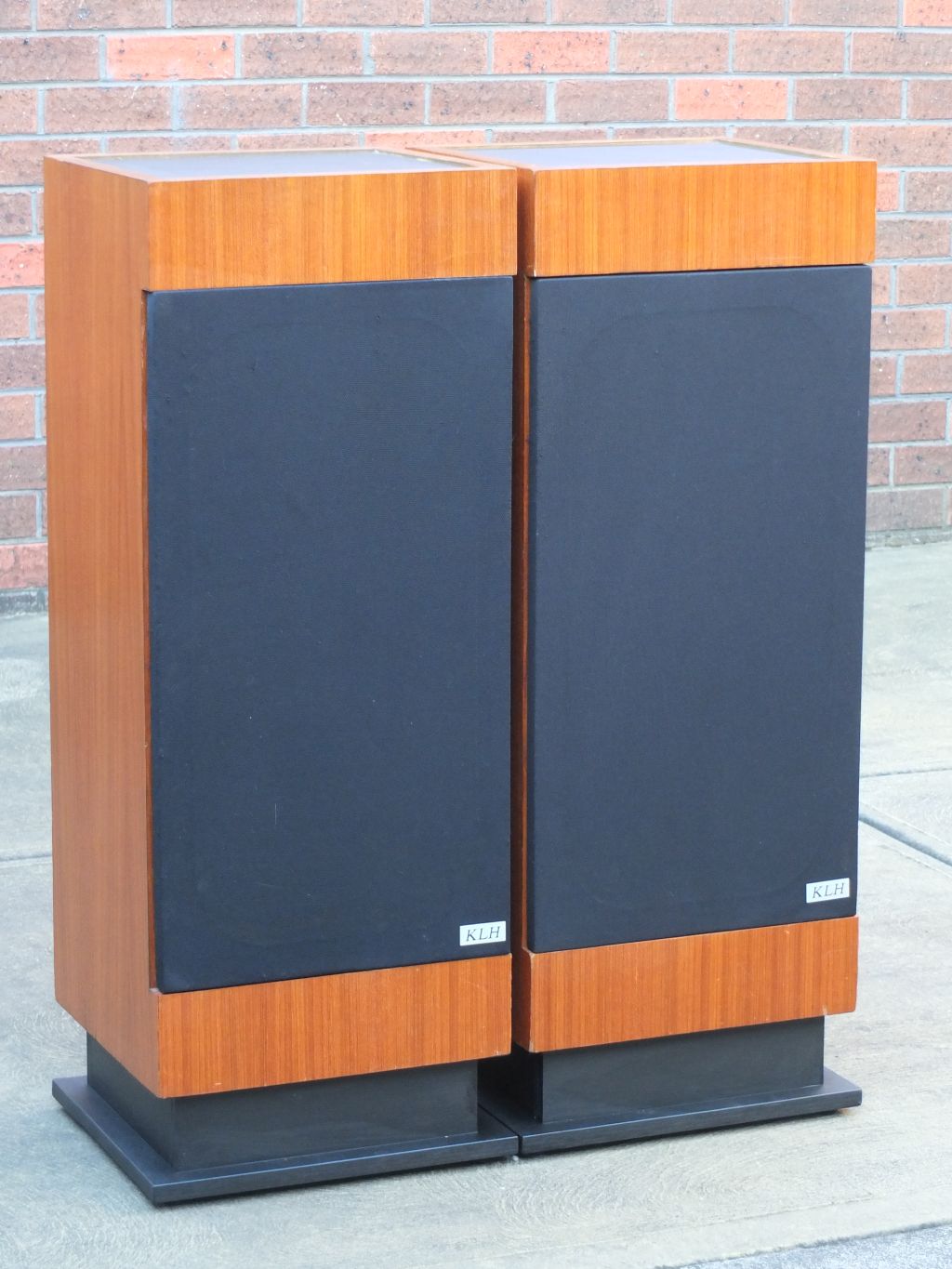 WITHDRAWN OR RELISTED: SOLD ELSEWHERE: KLH Model 355 " BIG BARON ...