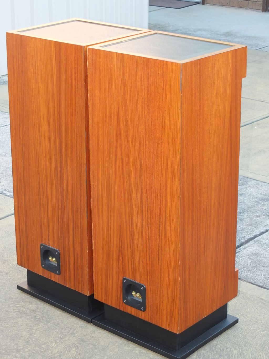 WITHDRAWN OR RELISTED: SOLD ELSEWHERE: KLH Model 355 " BIG BARON ...