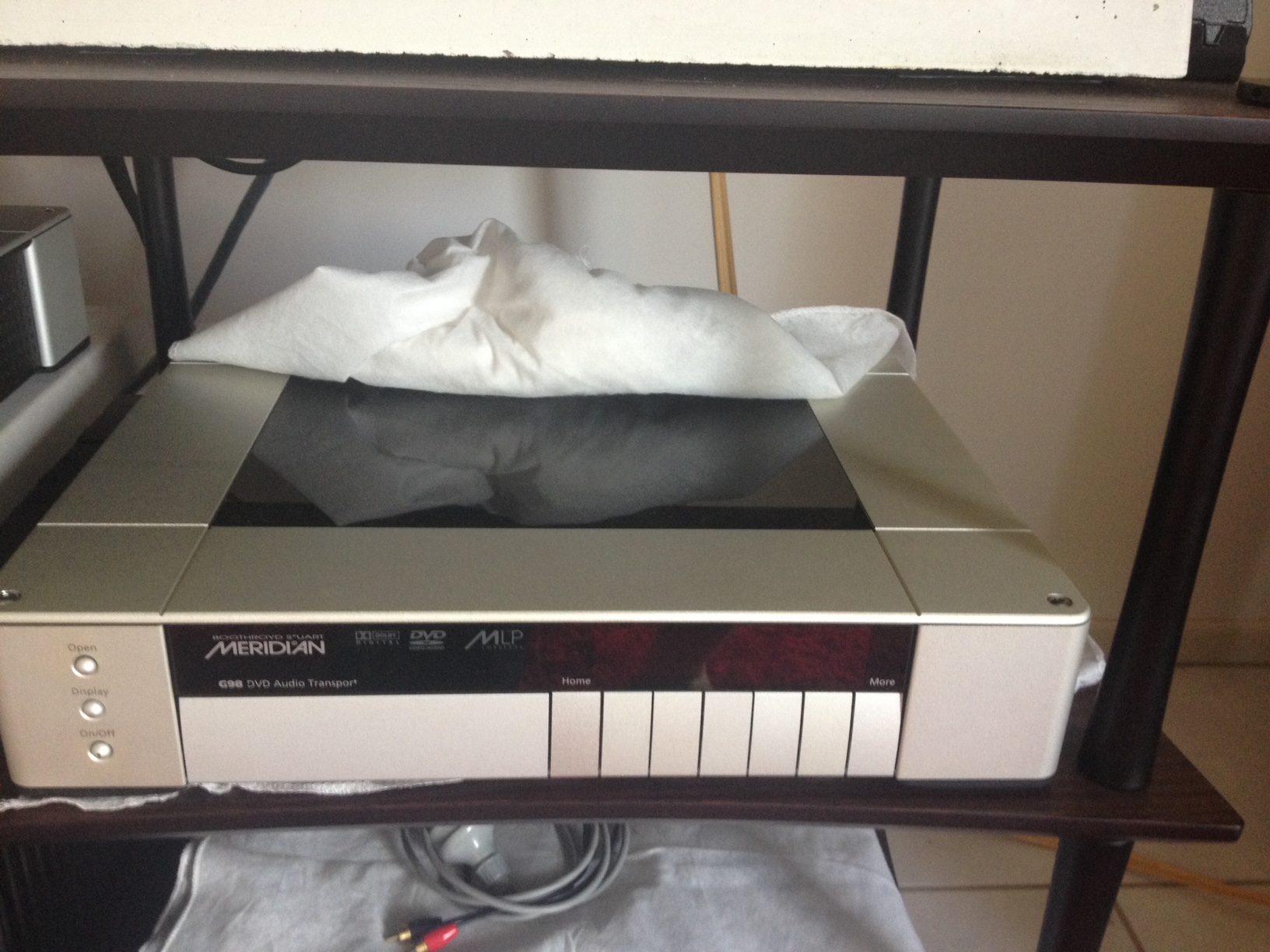 Meridian G98DH CD/DVD Transport - Stereo, Home Cinema, Headphones ...