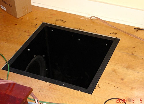 Anyone brave enough to DIY install a IB subwoofer? Apparently not ...
