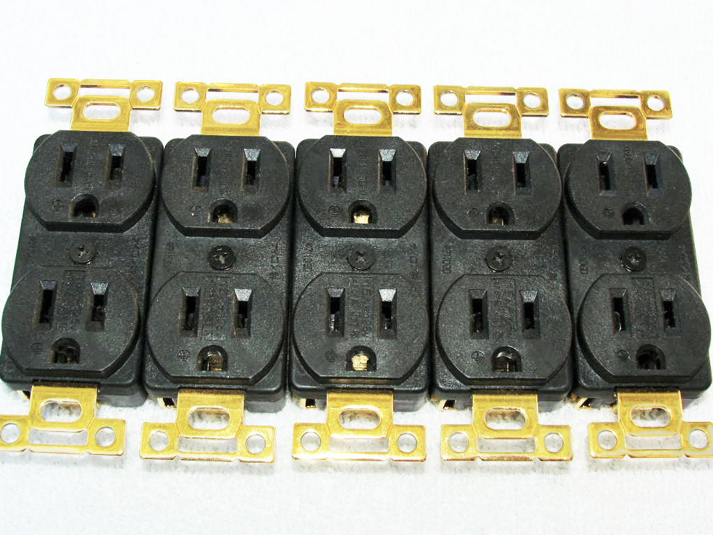 SOLD: FS: Oyaide SWO-XXX Ultima wall receptacles - Classifieds - All ...