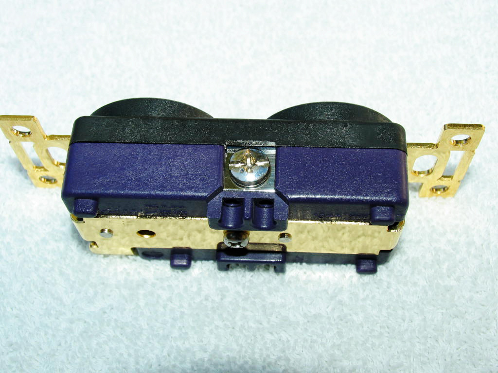 SOLD: FS: Oyaide SWO-XXX Ultima wall receptacles - Classifieds - All ...