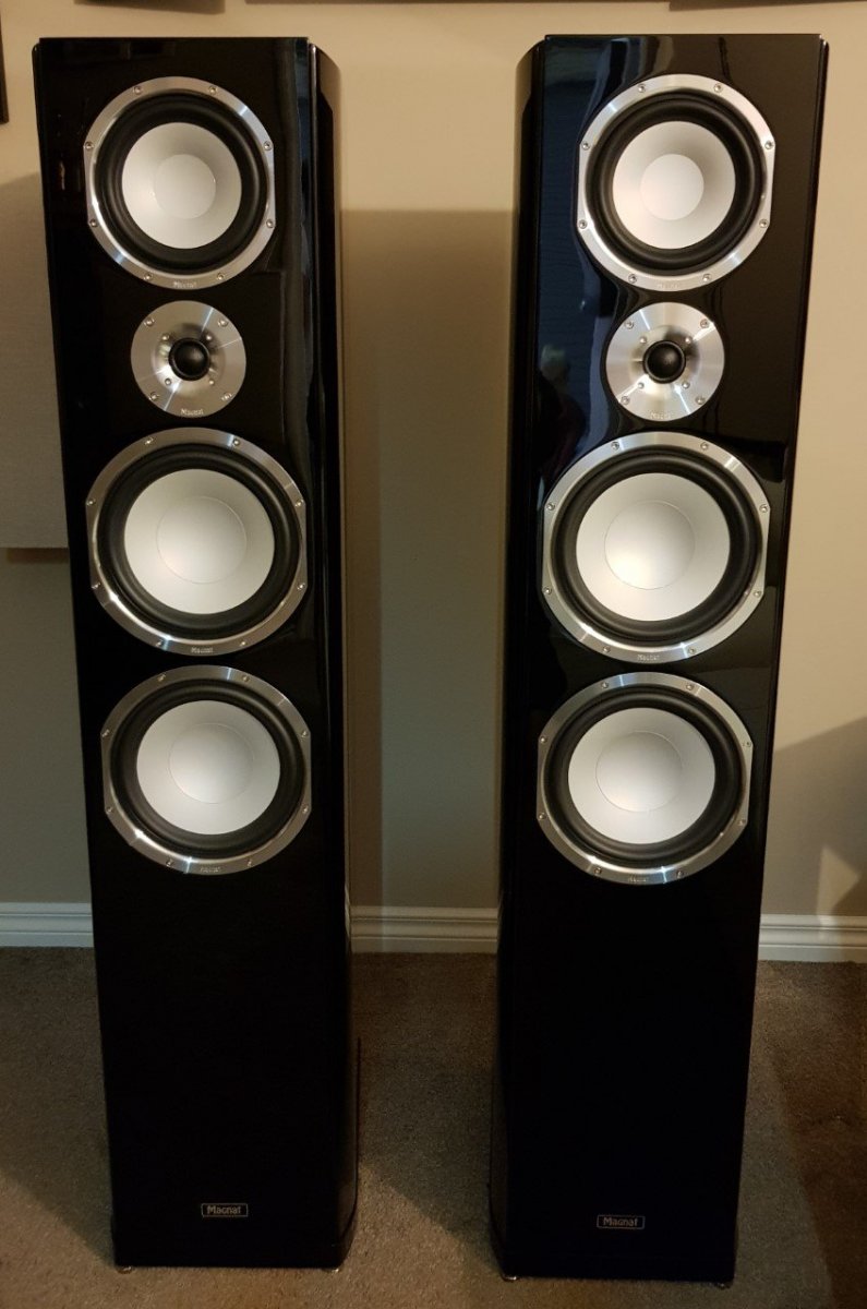 SOLD: FS: MAGNAT Quantum 1009S Floorstanding Loudspeakers Gloss Black ...