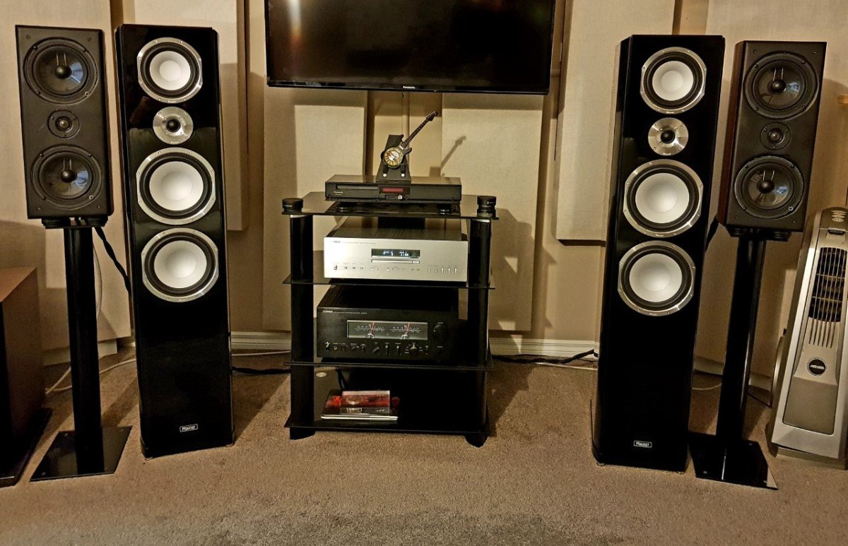 SOLD: FS: MAGNAT Quantum 1009S Floorstanding Loudspeakers Gloss Black ...