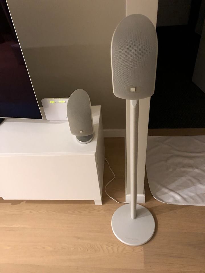 Bowers & Wilkins MT-60D system (5 X M1 mk2 with two stands PV1D ...