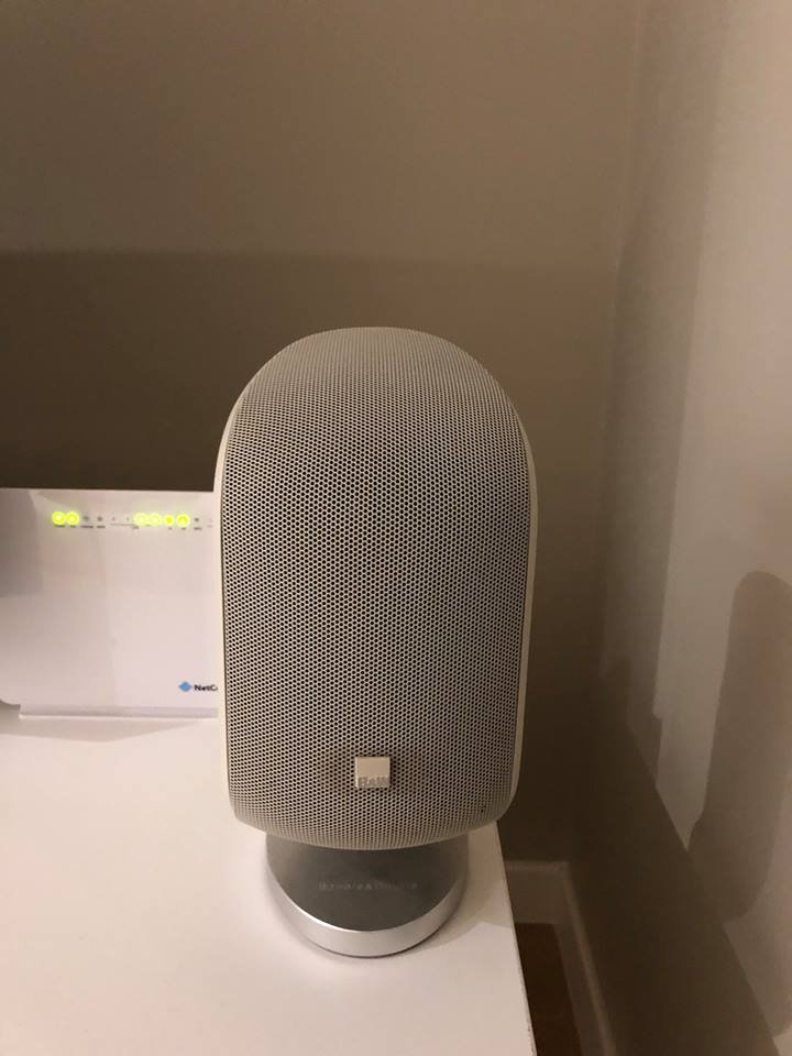 Bowers & Wilkins MT-60D system (5 X M1 mk2 with two stands PV1D ...