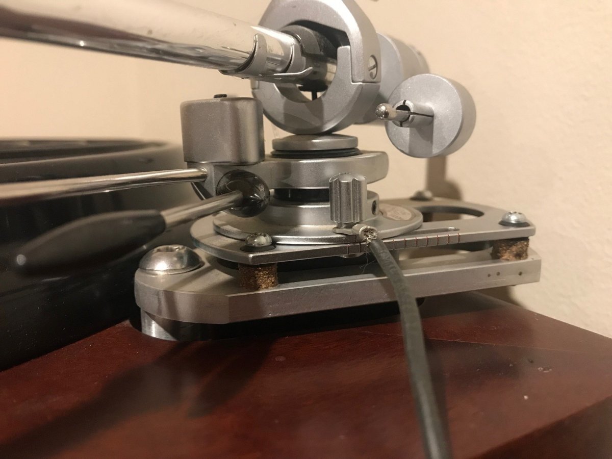 Orpheus Silex Turntable - Turntables, Record Players & Vinyl - StereoNET