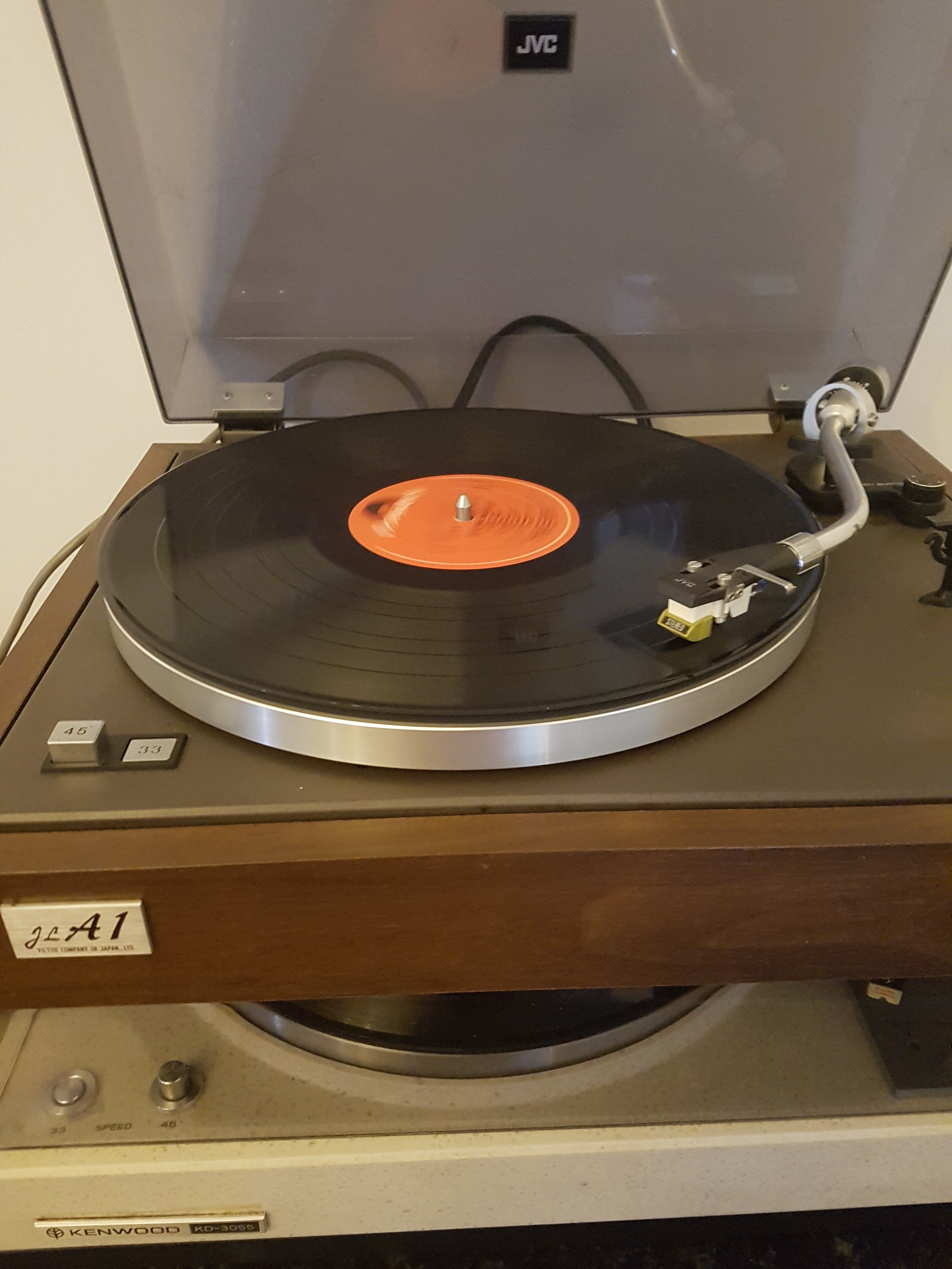 Marantz Turntables - Turntables, Record Players & Vinyl - StereoNET