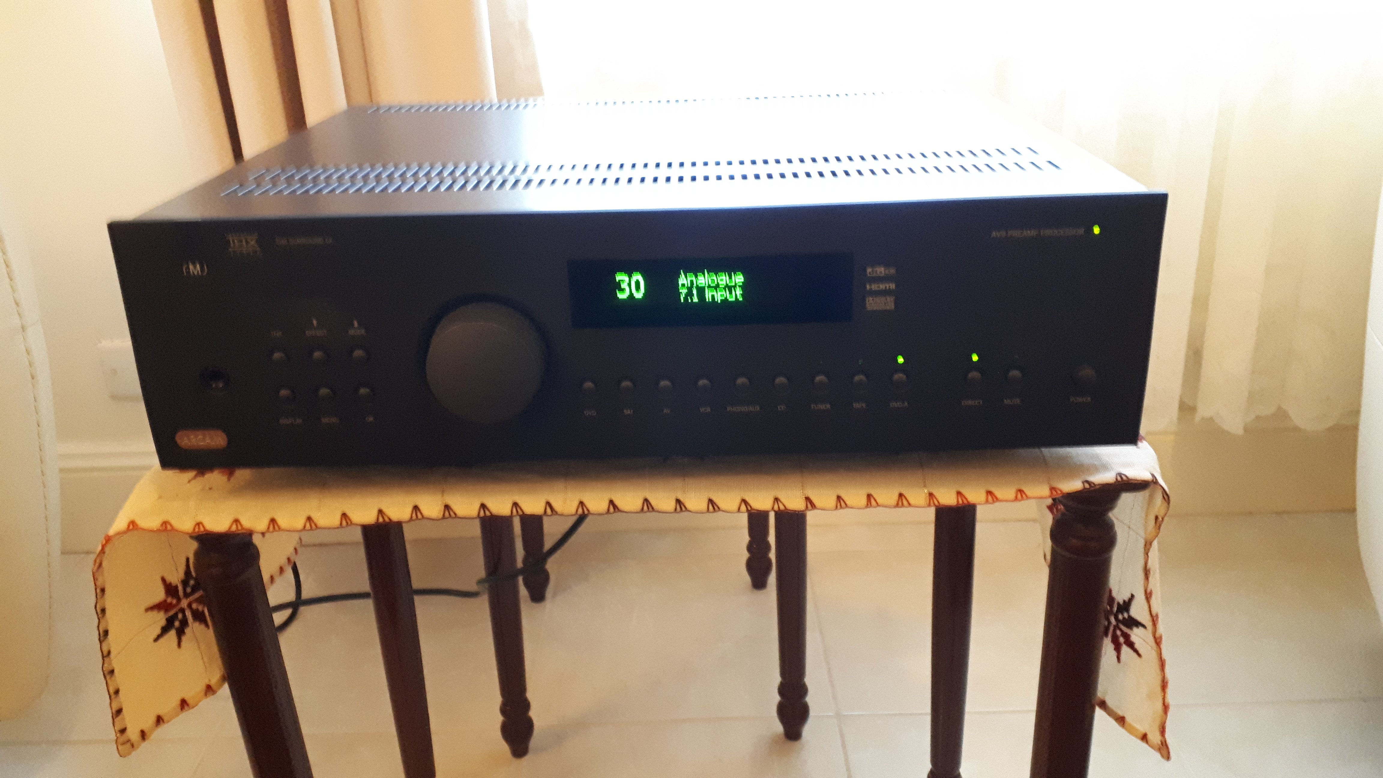 SOLD: Arcam FMJ AV9 Home Theatre preamp - Hi-Fi and Cinema Cables ...
