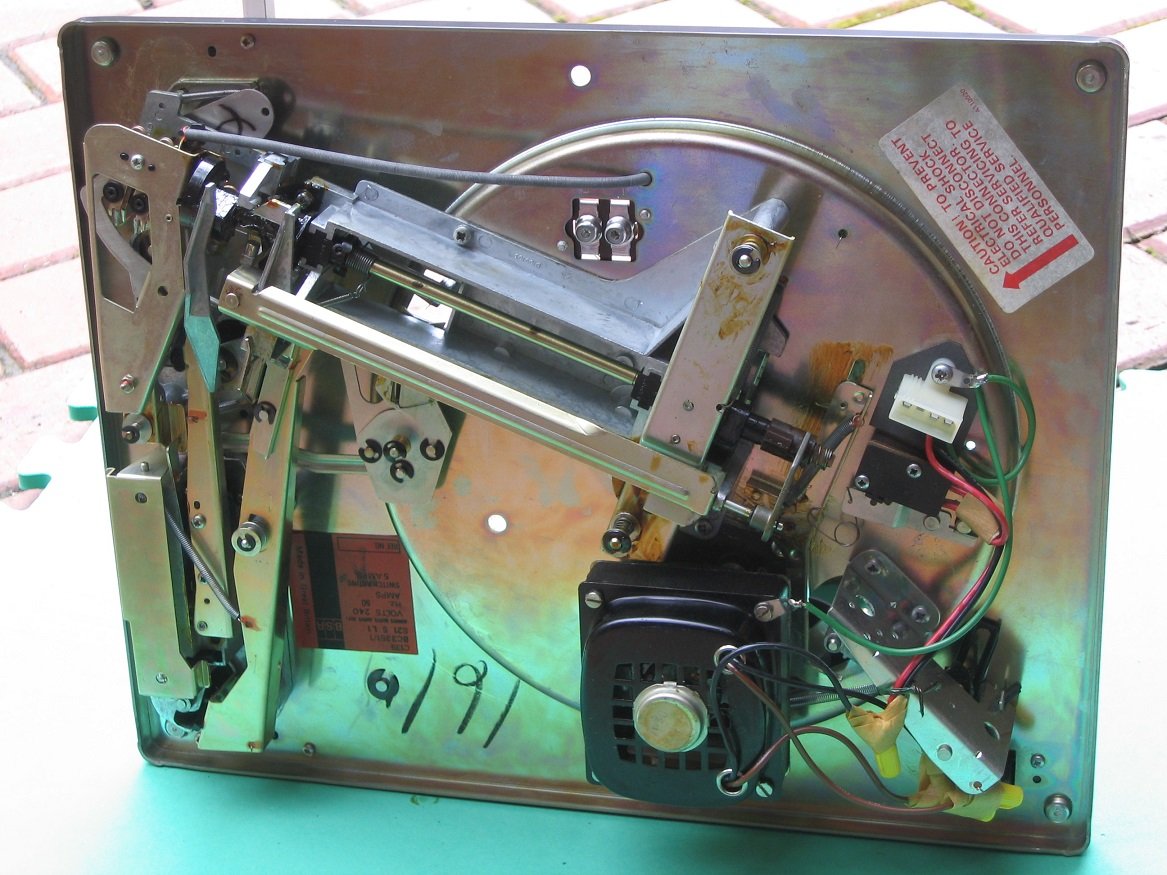 SOLD: FS: Idler drive Turntable BSR 810 automatic record player/changer ...