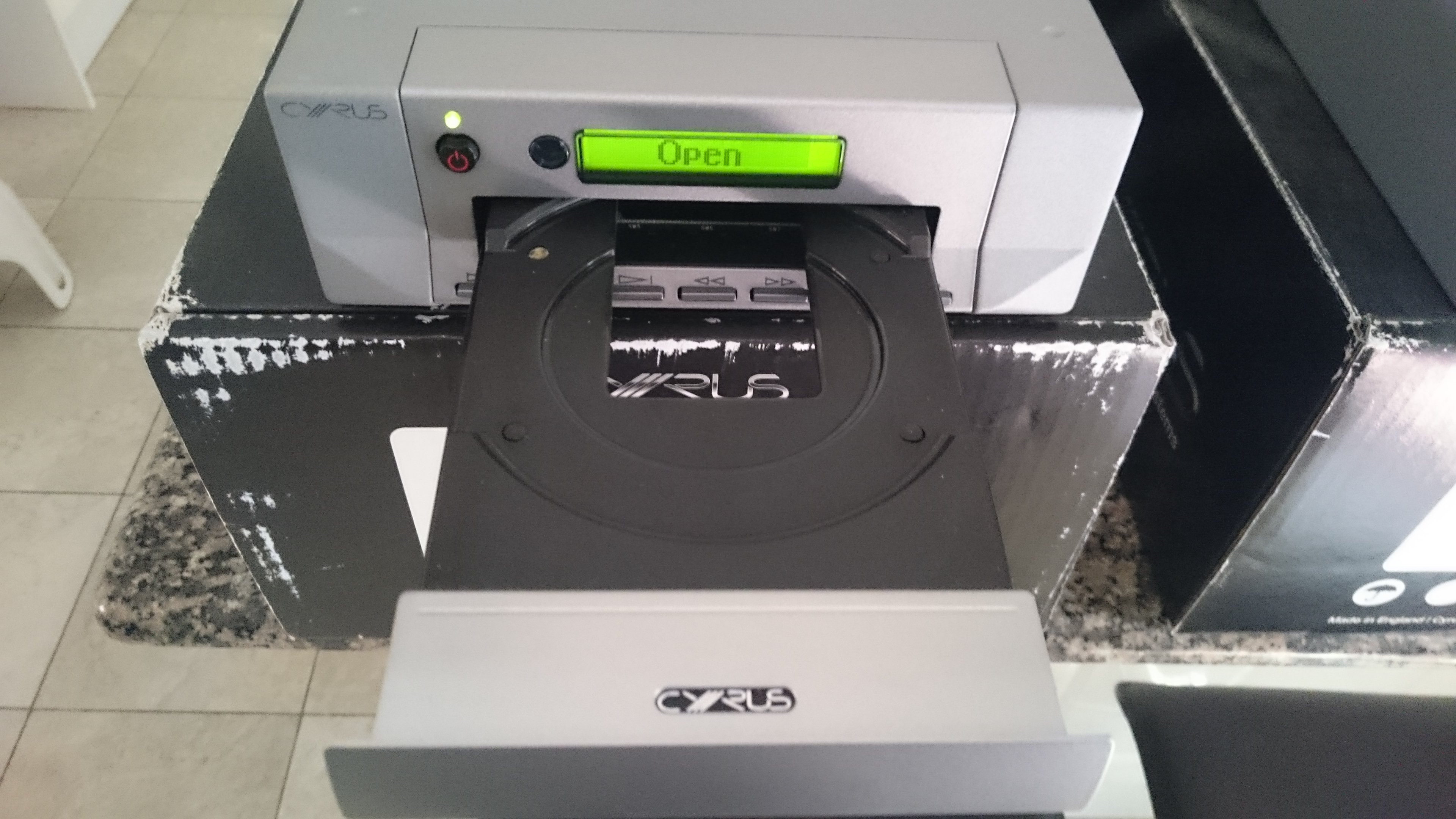 FS: Cyrus CD8X + Cyrus PSX-R + Cyrus interconnect (1mtr) - Stereo, Home ...